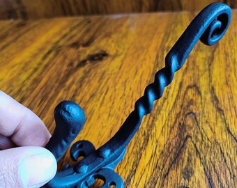 PACK OF 5 BLACKSMITH Cast Iron Rustic Hat and Coat Hooks Vintage Retro ...