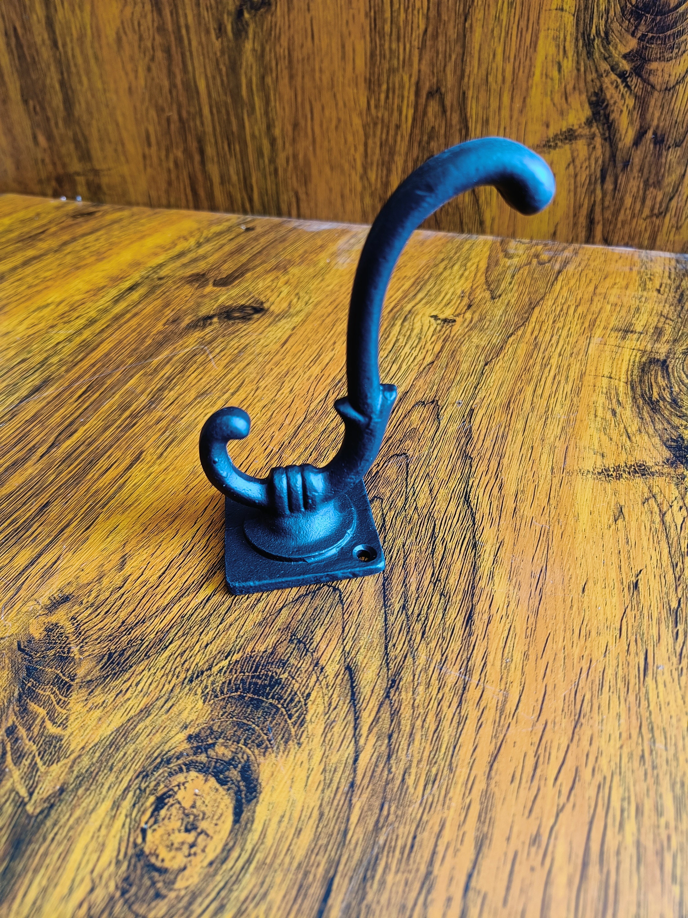 PACK OF 4 BLACKSMITH Cast Iron Rustic Hat and Coat Hooks Vintage Retro ...