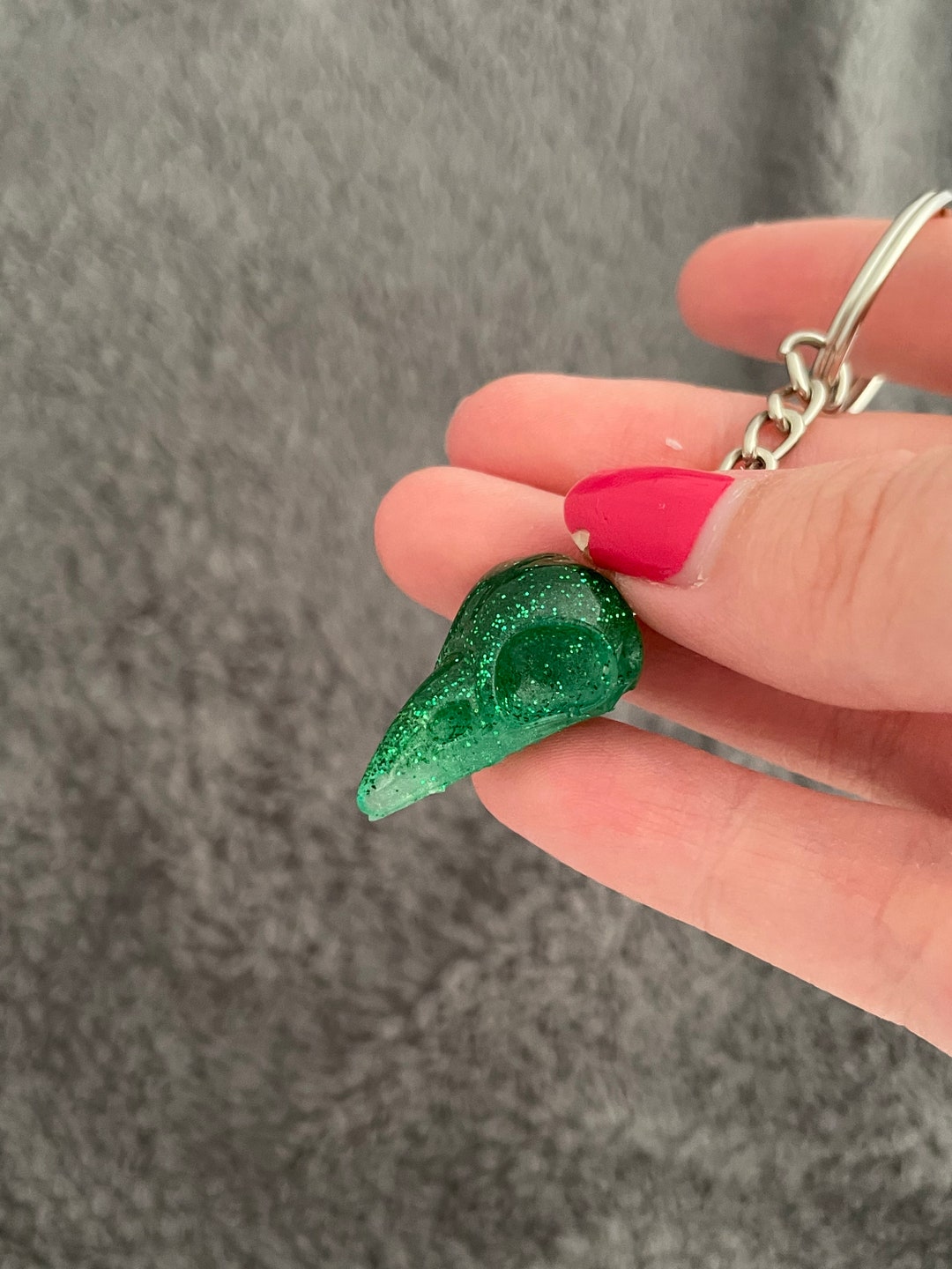 Crow Skull Handmade Epoxy Resin Keyring, Dark Green Fine Glitter - Etsy