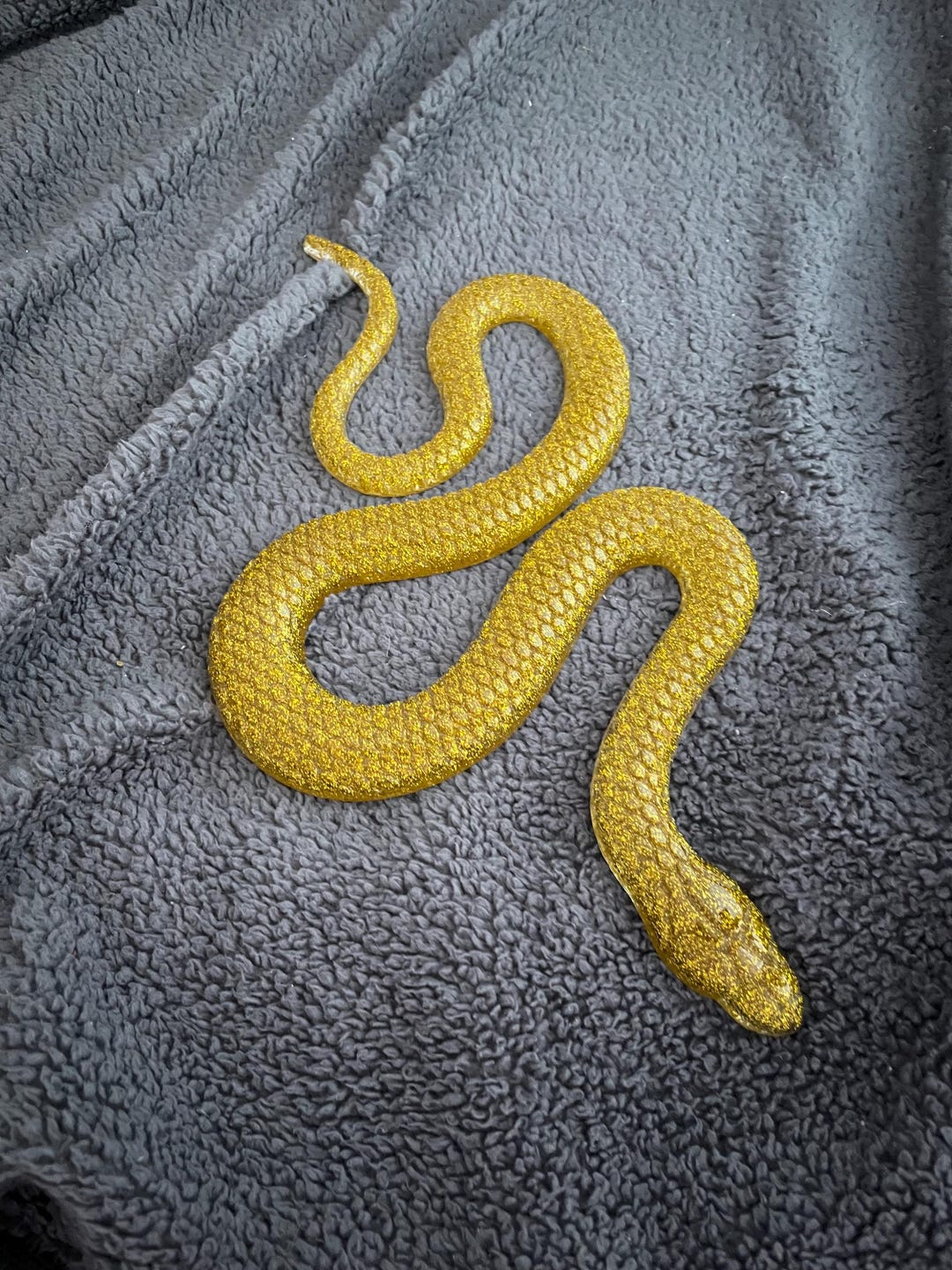 Snake Handmade Epoxy Resin Wall Hanging or Table Decor, Gold Fine ...