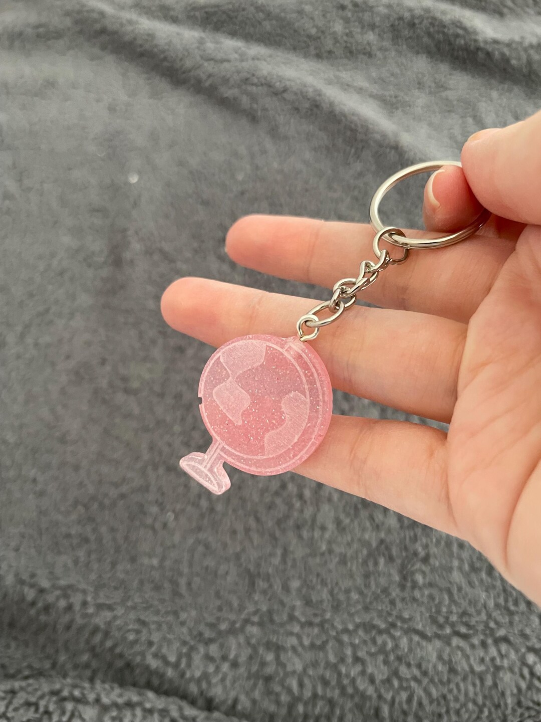 Globe Handmade Epoxy Resin Keyring, IMPERFECT, Light Pink Fine Glitter ...