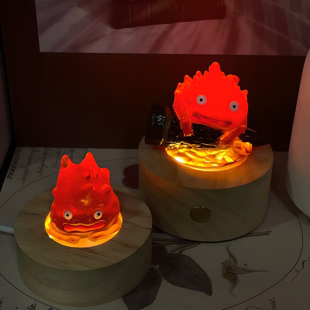 Kawaii Howls Moving Castle Calcifer lámpara de mesa Calcifer Night ...