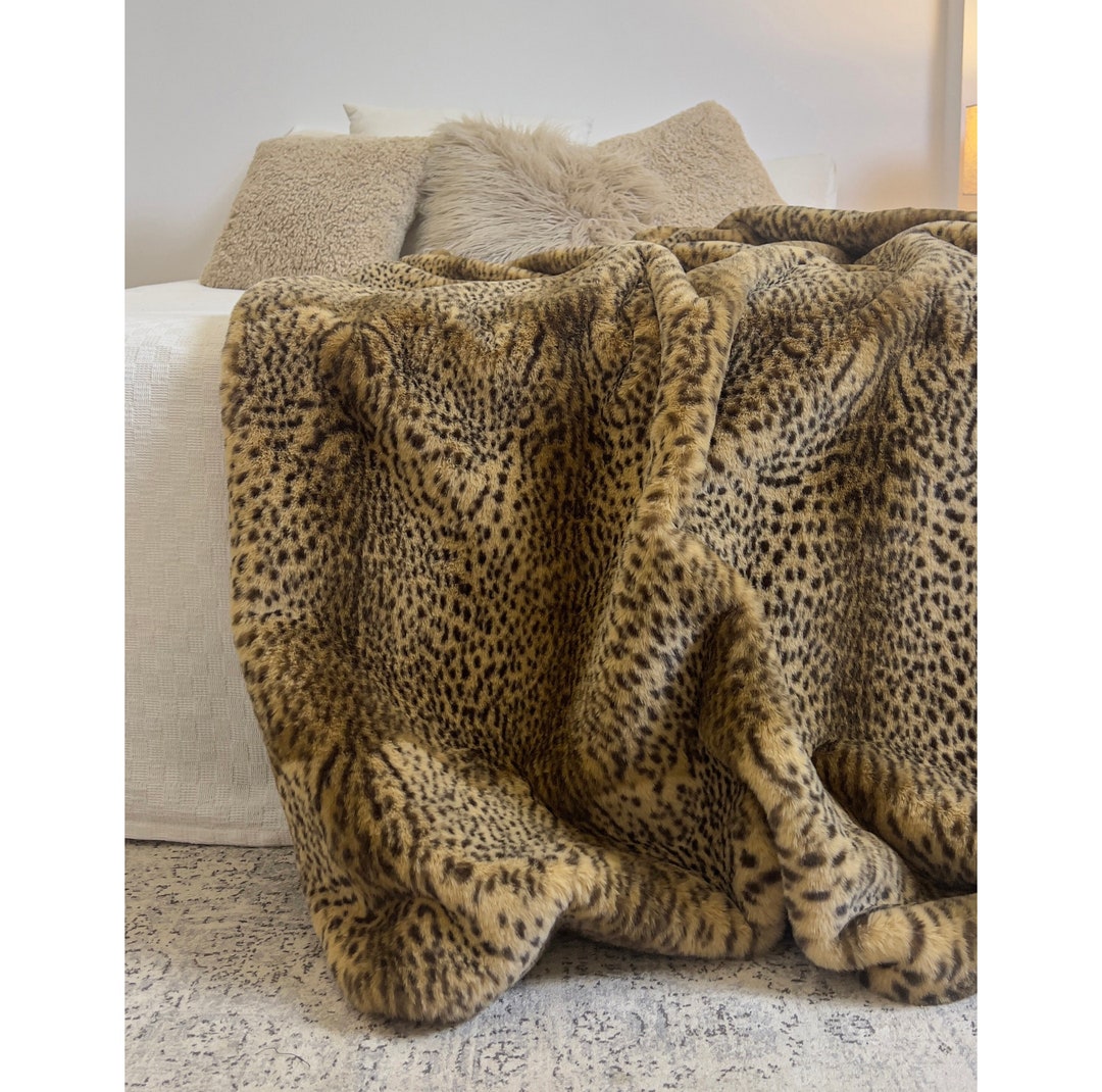 Cheetah Fur Blanket - Animal Patterned Savannah Extremely Soft Minky ...