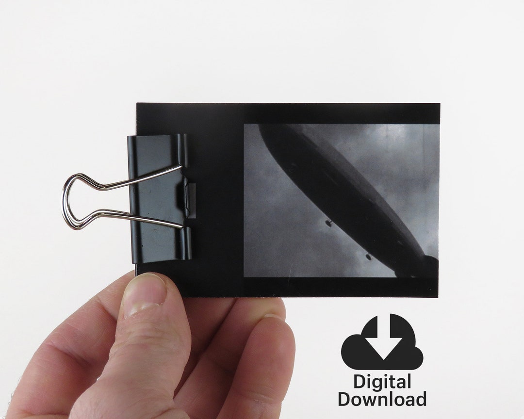 HINDENBURG Flipbook, DIY Flip Book, Animation, Printable Party Favors ...