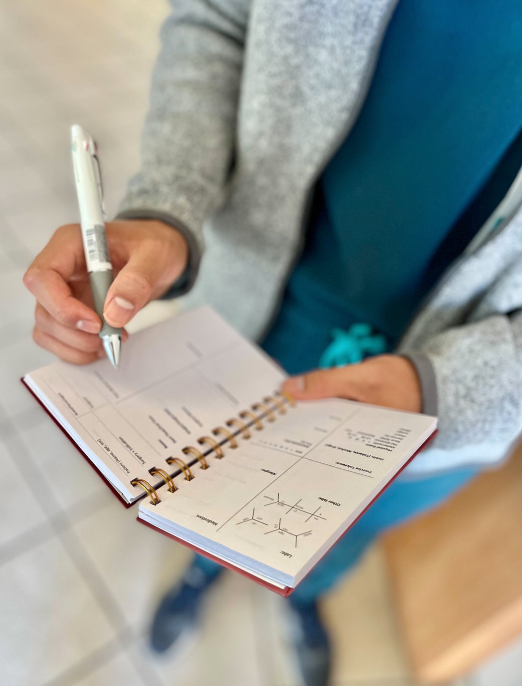 2 Medical History and Physical Pocket Notebook for Medical Students ...