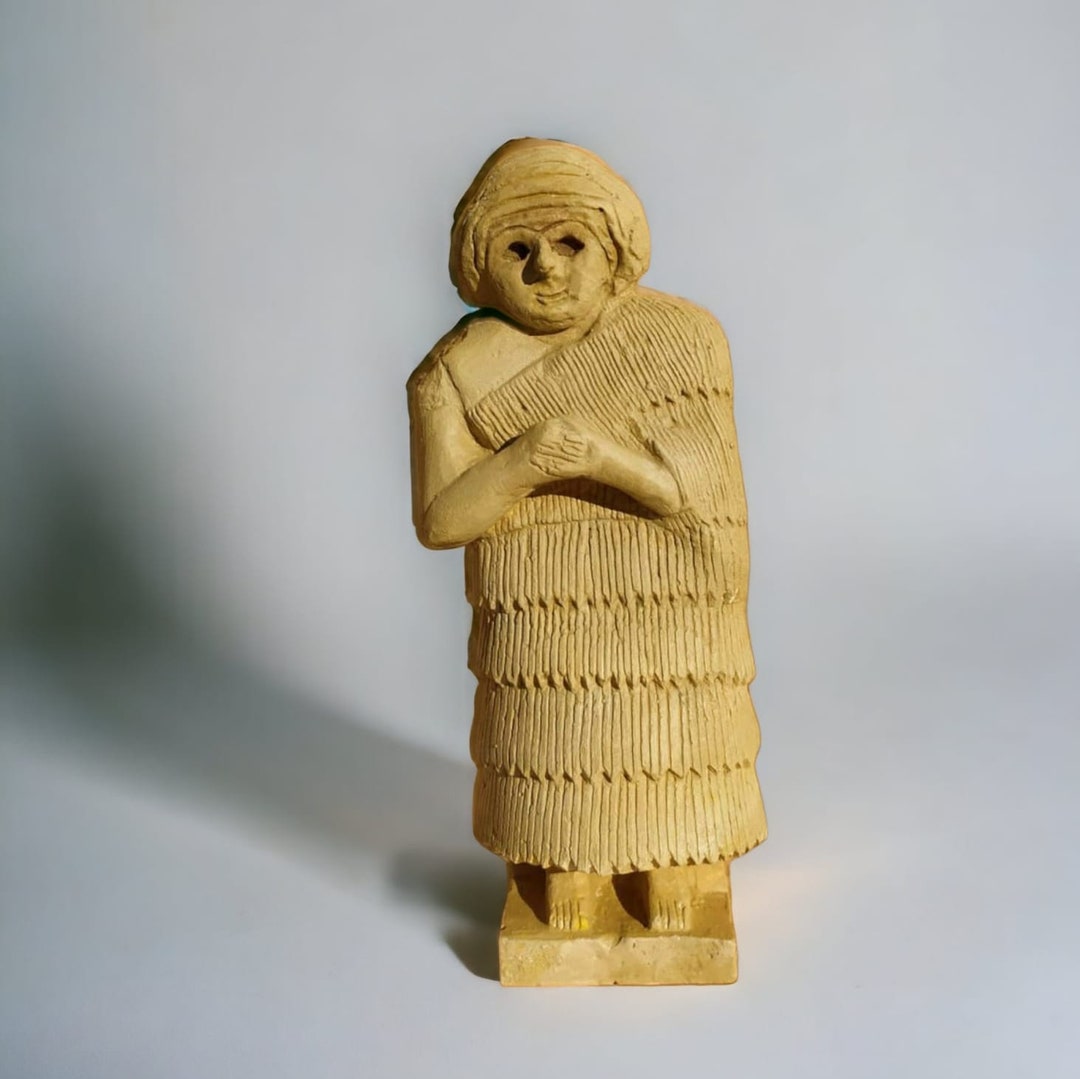 Sumerian Votive Figures/the Tell Asmar Sculpture Hoard of Prayerful ...