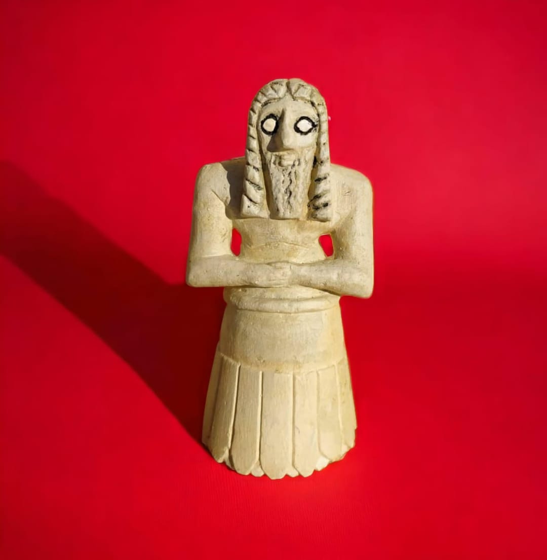 Figuras votivas sumerias/La escultura de Tell Asmar El tesoro de gente ...