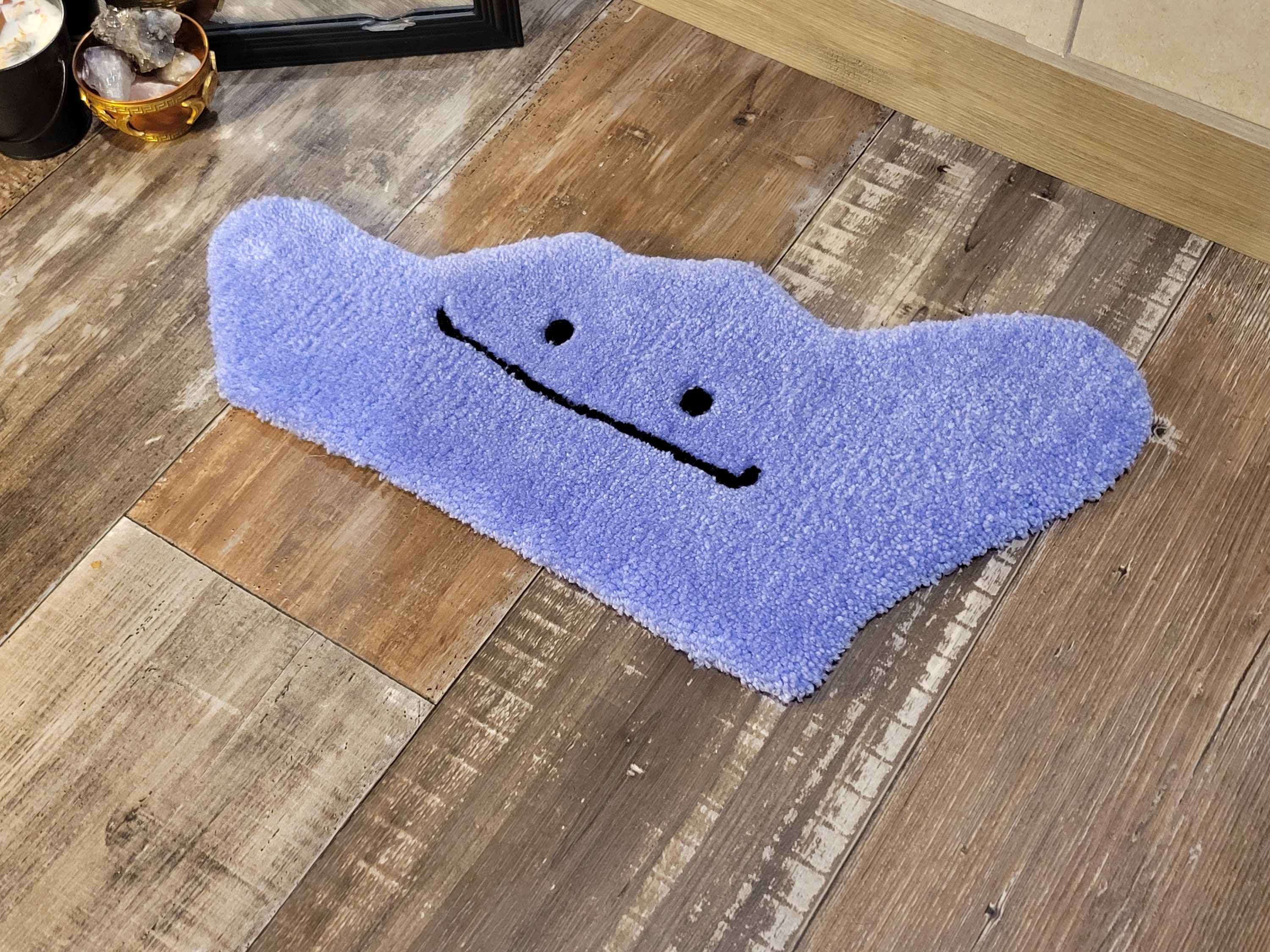 Ditto Peeker Tufted Rug Wall Decor Soft and Cozy Handmade - Etsy