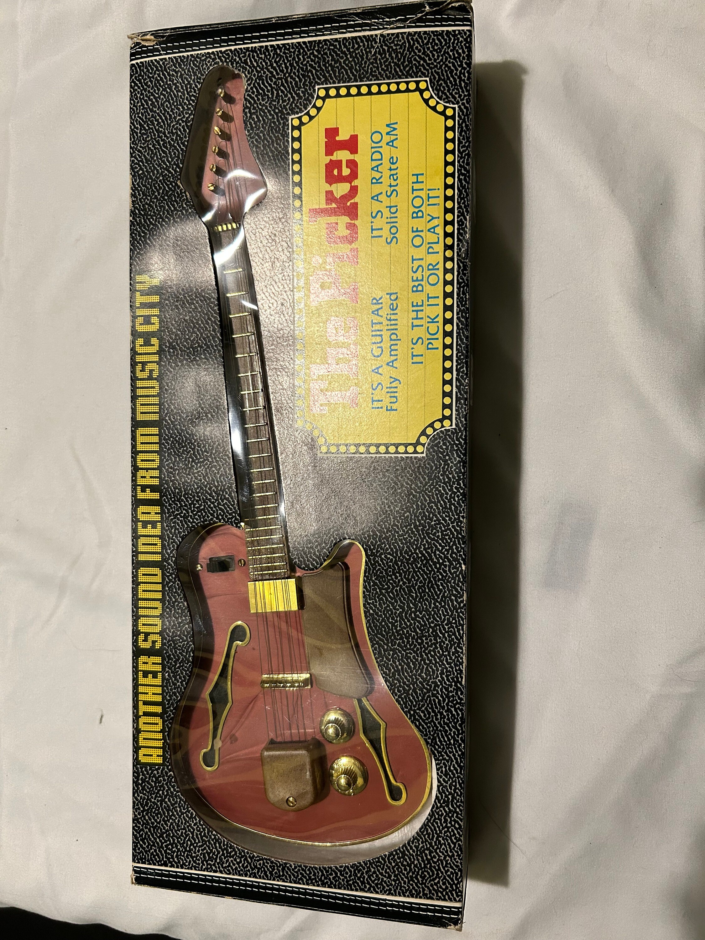 Vintage "the Picker" Guitar and Radio 1979 RARE - Etsy