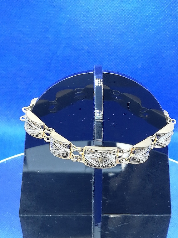 Vintage Damascene Nine Panel Diamond Design Bracelet - Gem