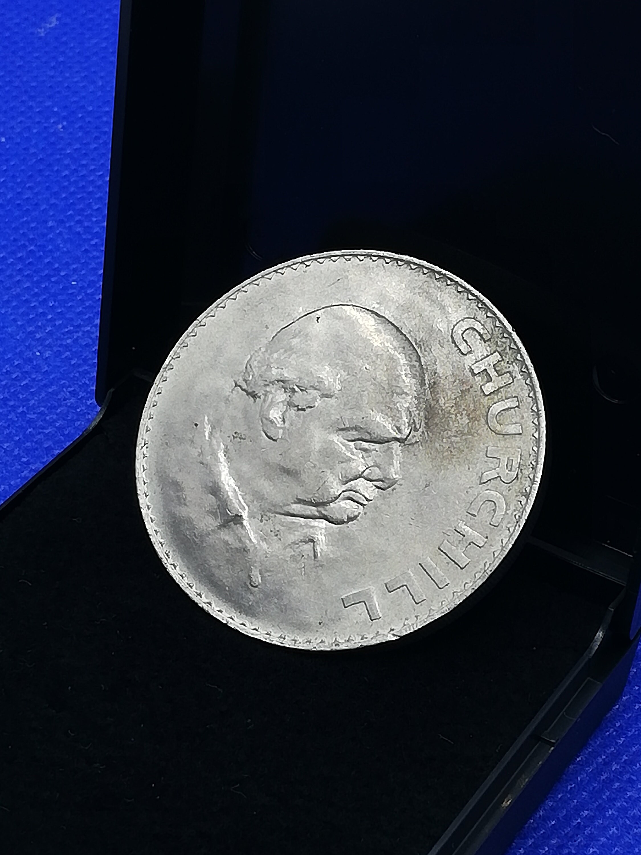 1965 Churchill Commemorative Crown Coin - Etsy