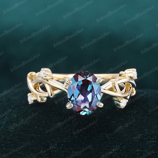 Bird Engagement Ring - Etsy