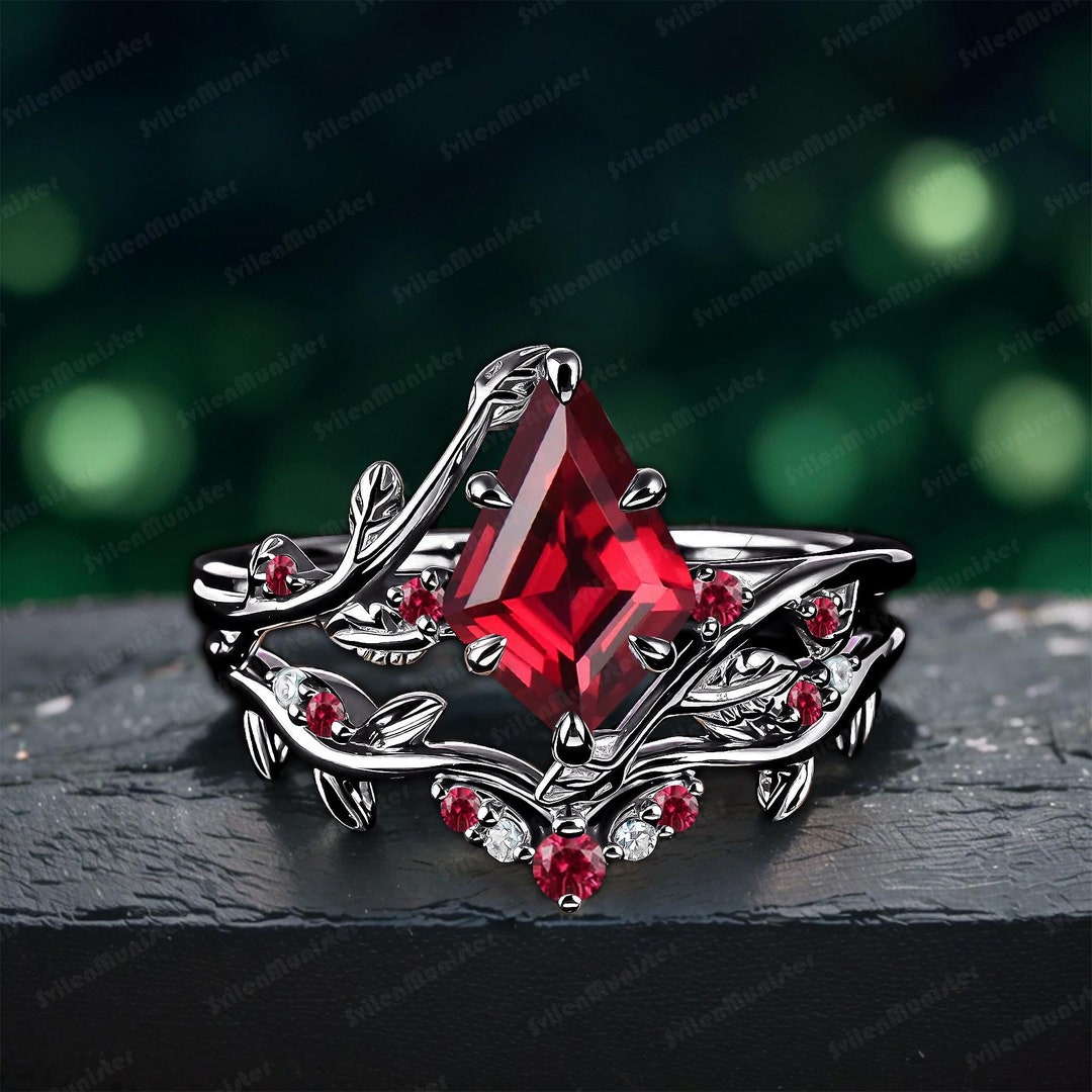 Gothic Black Gold Kite Cut Ruby Engagement Ring Sets Bridal Sets ...