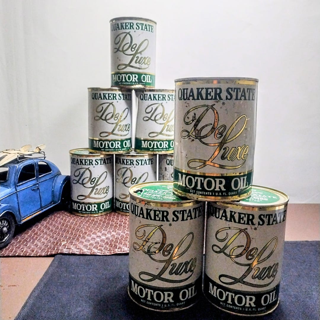 Upcycle Shop Oil Cans - Rustic Old Oil Can Display - Vintage Quaker ...