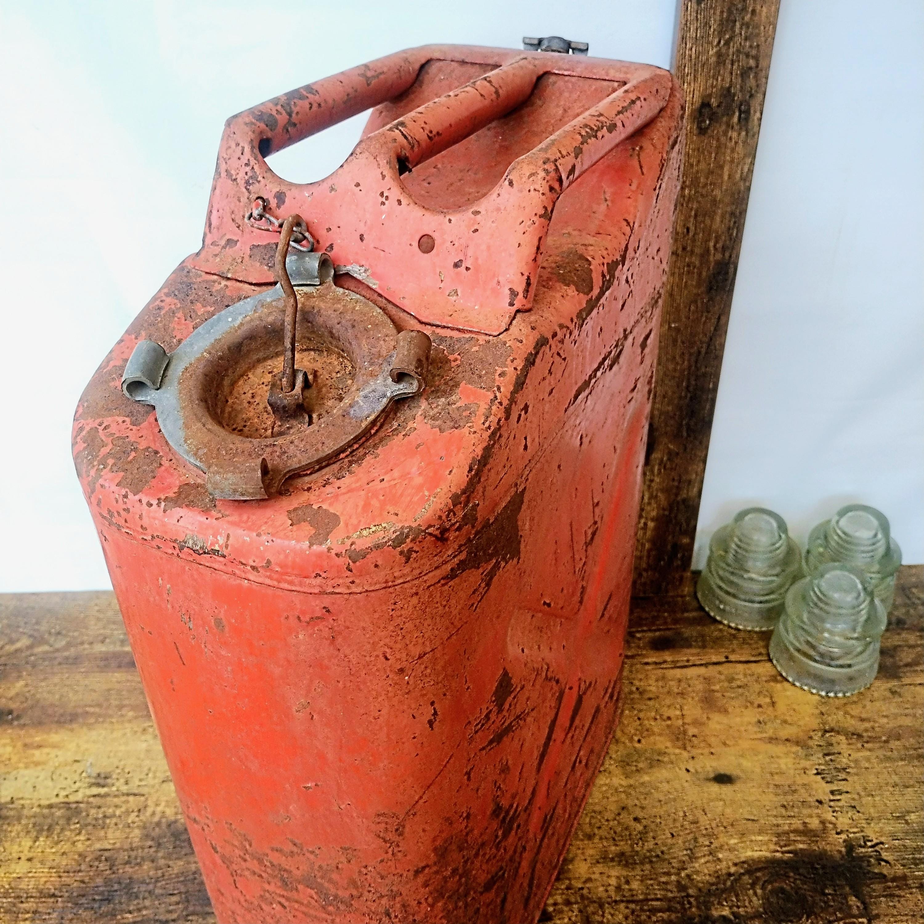 Vintage Jerry Can - 5L USMC 1973 Gas Canister - USMC Jerry Petrol Can ...