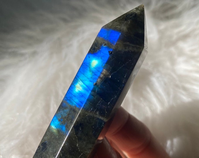 High Flash Labradorite Tower With Deep Blue Flash and Rainbows / Flashy ...