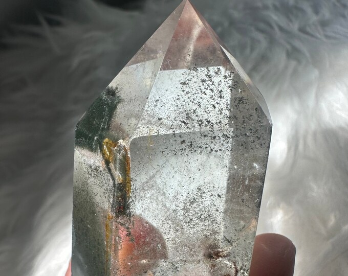 Flashy Garden Quartz Tower With Unique Inclusions - Etsy