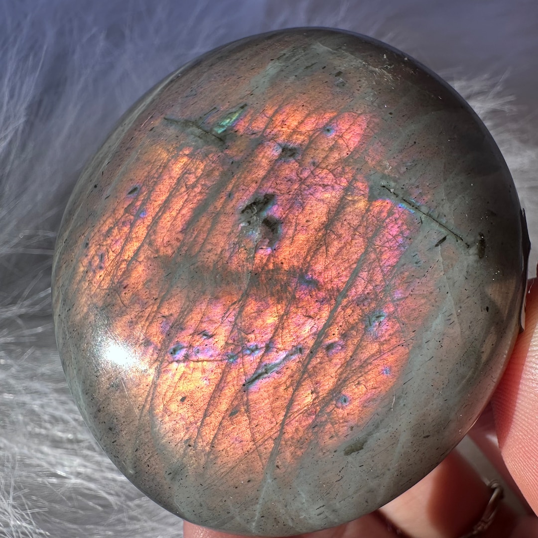 High Flash Pink Labradorite Palmstone / Full Flash Sunset Labradorite ...