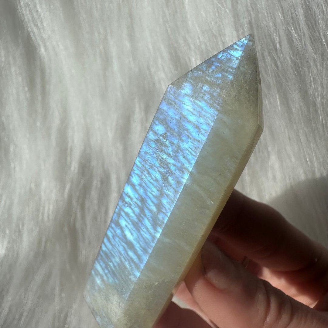 Full Flash Moonstone Tower With Neon Blue Flash / Flashy White Moon ...
