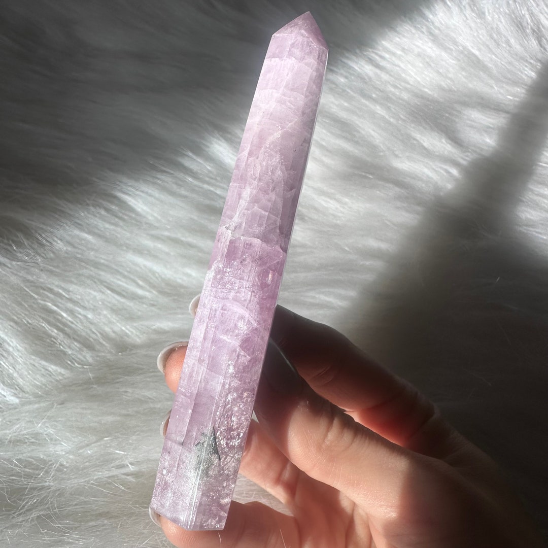 Large Flashy Kunzite Tower With Rainbows & Mica / Large Flashy Kunzite ...