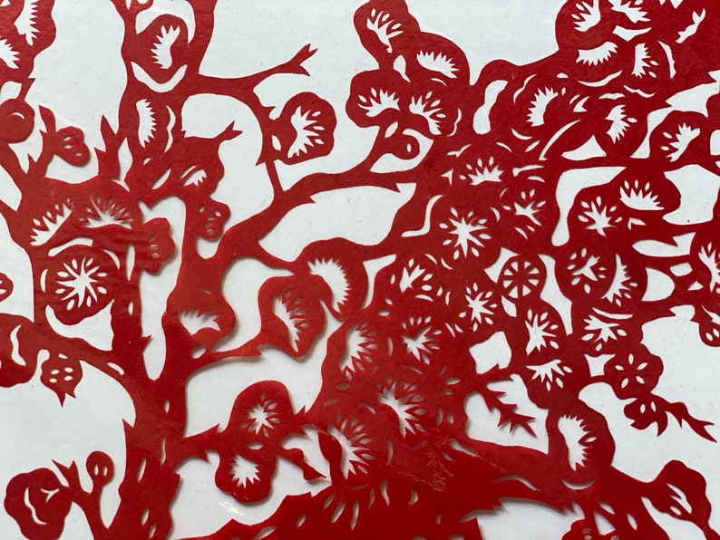 Asian Traditional Art Plum Blossom Paper Cut-hand Paper-cut-chinese ...
