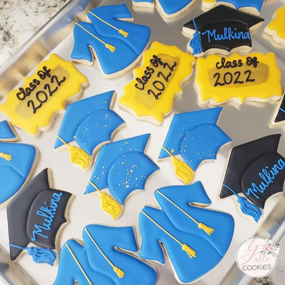 Graduation Gown Cookie Cutter - Etsy