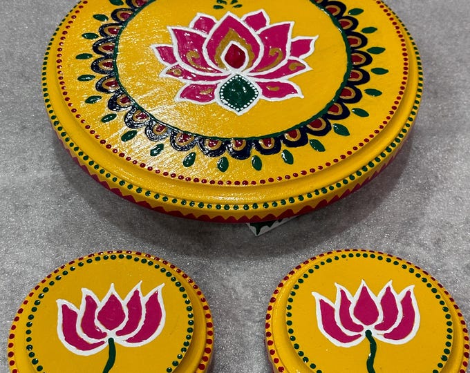 Beautiful Set of 3 : 8 Inch Round Kolam Chowki With Two 4 Inch Small ...