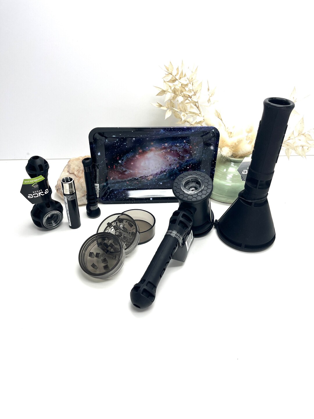 Black Hole Galaxy Deluxe Smoker Bundle Connoisseur Smoking Set Milky ...