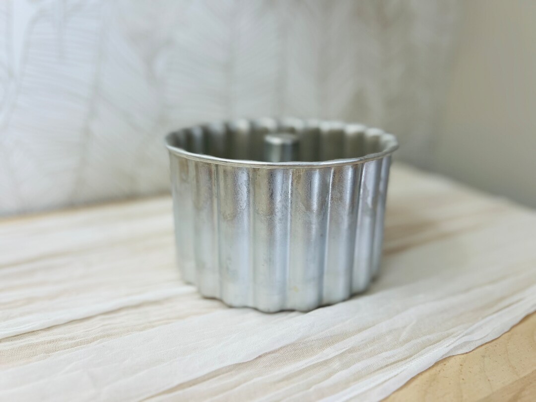 Vintage Steamed Pudding Mold, Cake Mold, Aspic Mold, Kitchenware ...