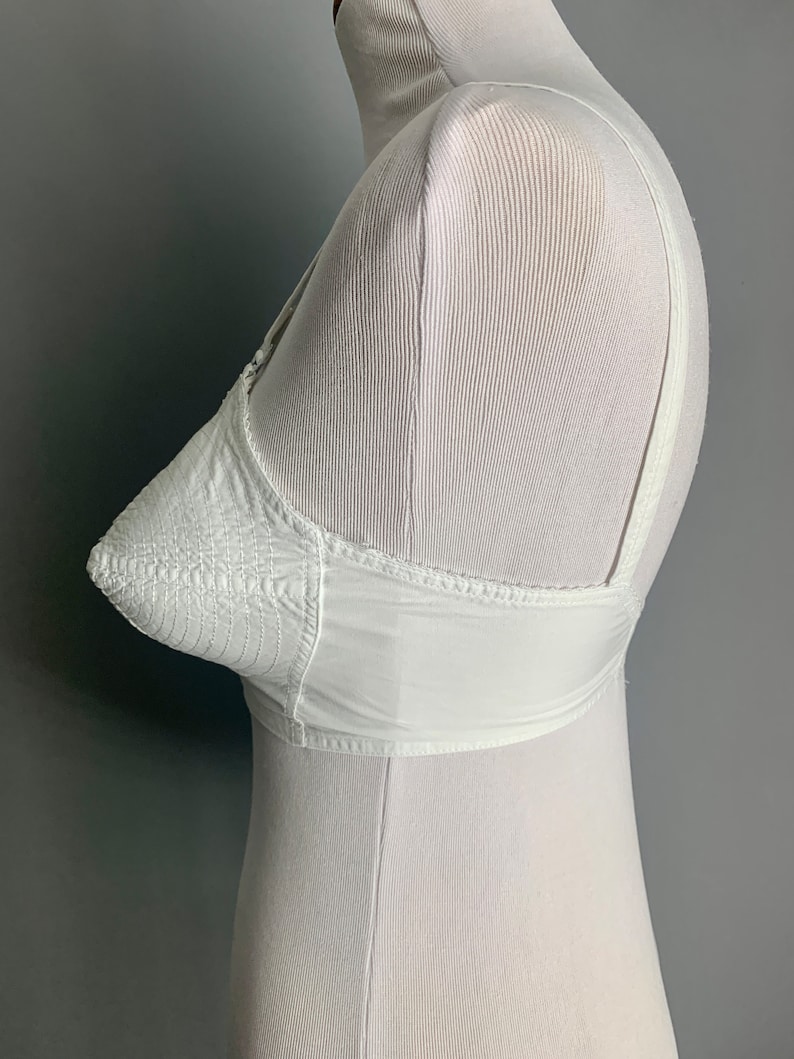 32B & 36A Vintage 50s Encircled Bullet Bra Deadstock - Etsy