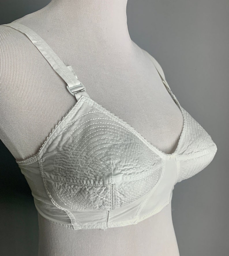 32B & 36A Vintage 50s Encircled Bullet Bra Deadstock - Etsy