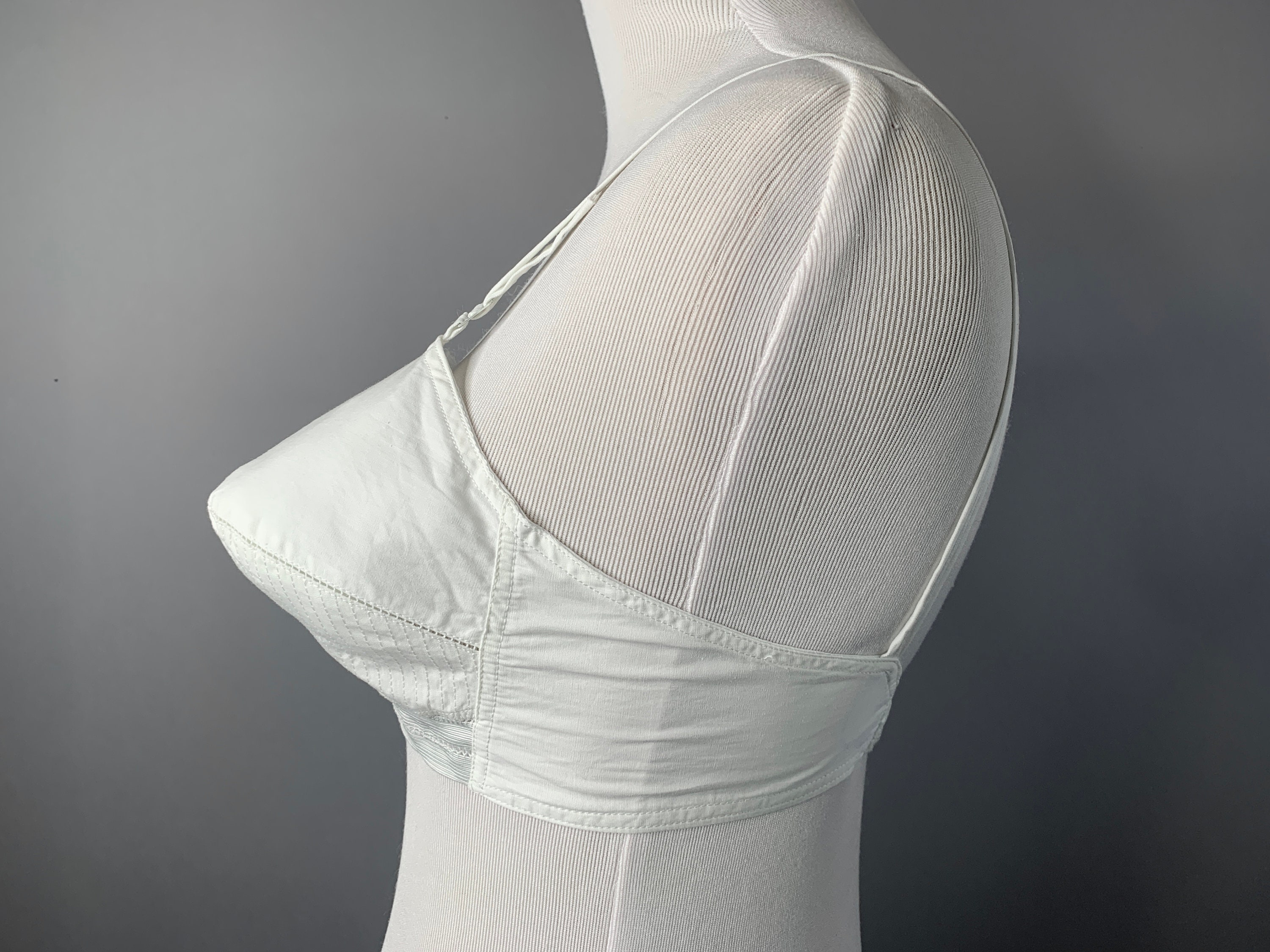 Multiple Sizes 1940s Bullet Bra / Sizes 34C 38B 38C 40C / - Etsy Hong Kong