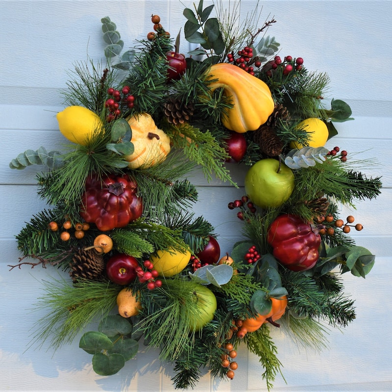 Williamsburg Wreath - Etsy