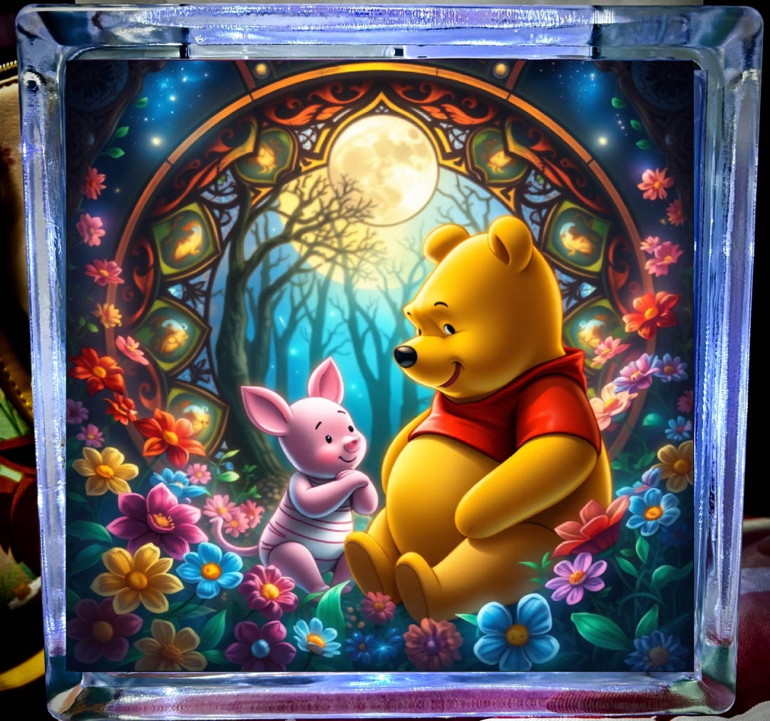 Winnie the Pooh and Piglet Moonlit Night Glass Light - Etsy