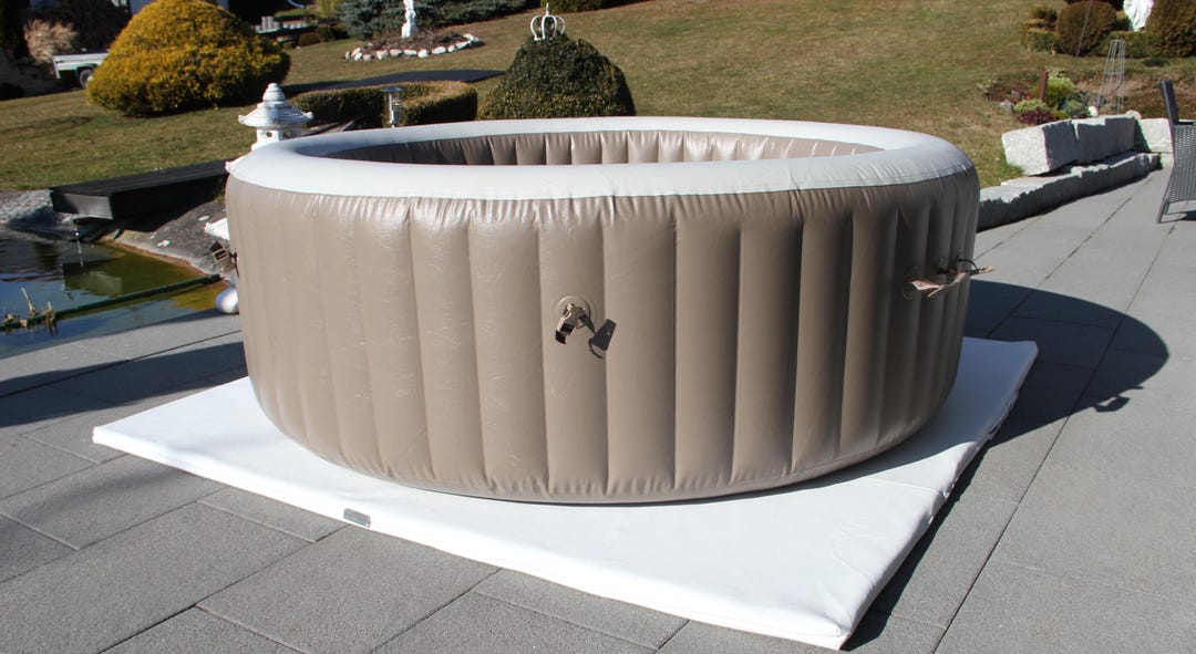 Energy-saving Whirlpool Base for Inflatable Whirlpools Made of High ...