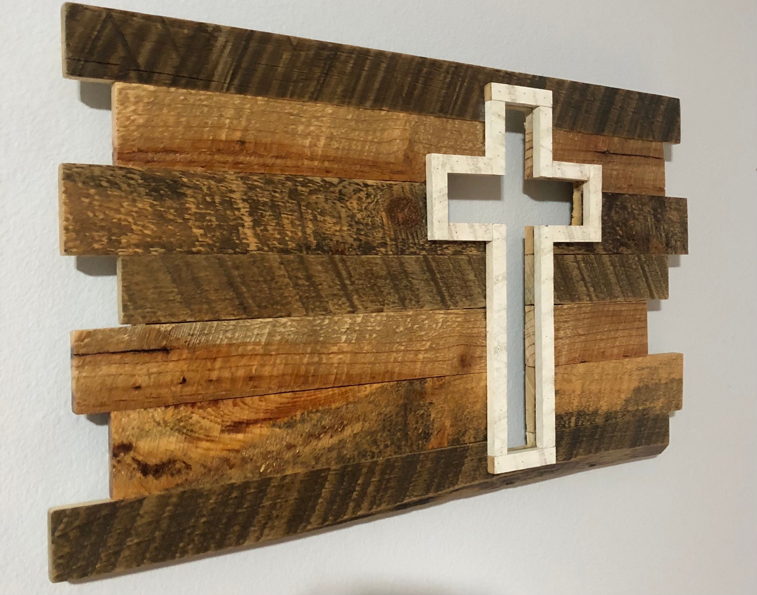 Rough Sawn Wood Cross Wall Hanging - Etsy