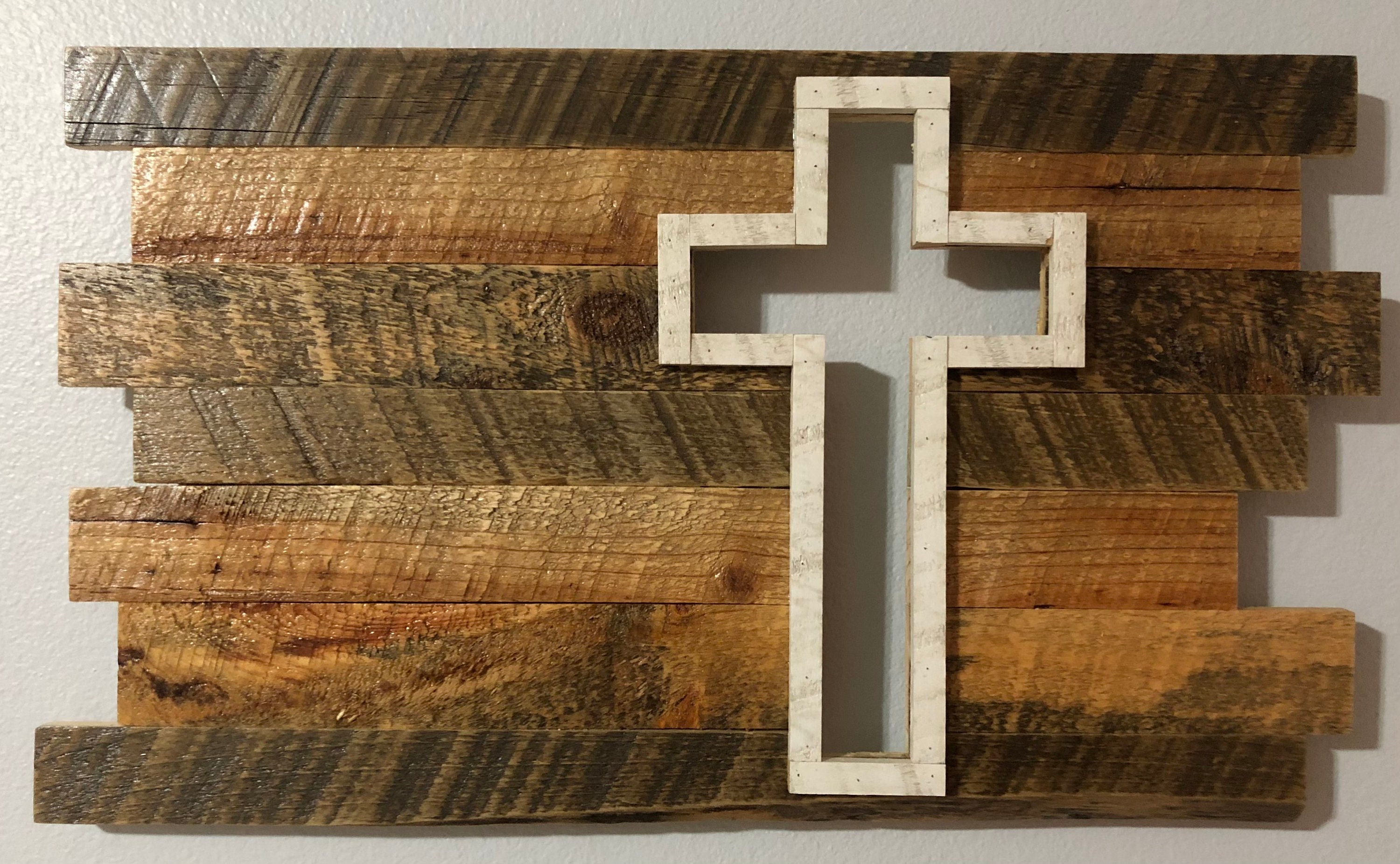 Rough Sawn Wood Cross Wall Hanging - Etsy
