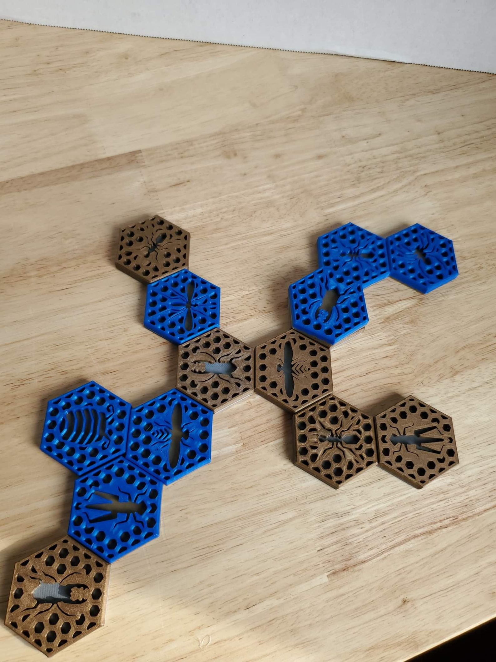 Hive Board Game With Expansions 3d Printed Two Tone 3d Models Etsy hive-board-game-with-expansions-3d-printed-two-tone-3d-models-etsy