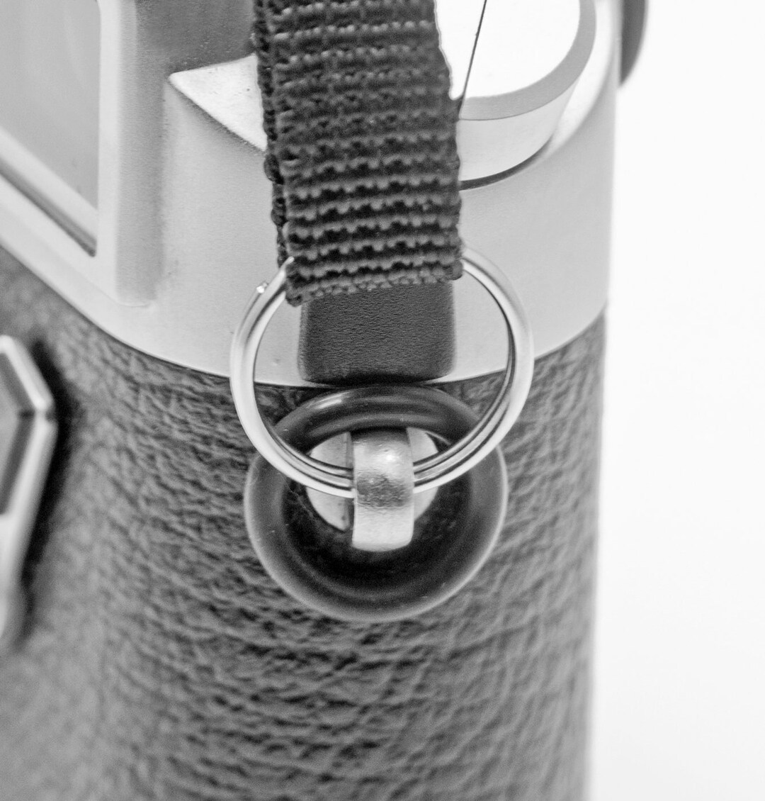 Split Eyelet Circular Adapter Ring Neck Strap Hand Wrist Shoulder ...