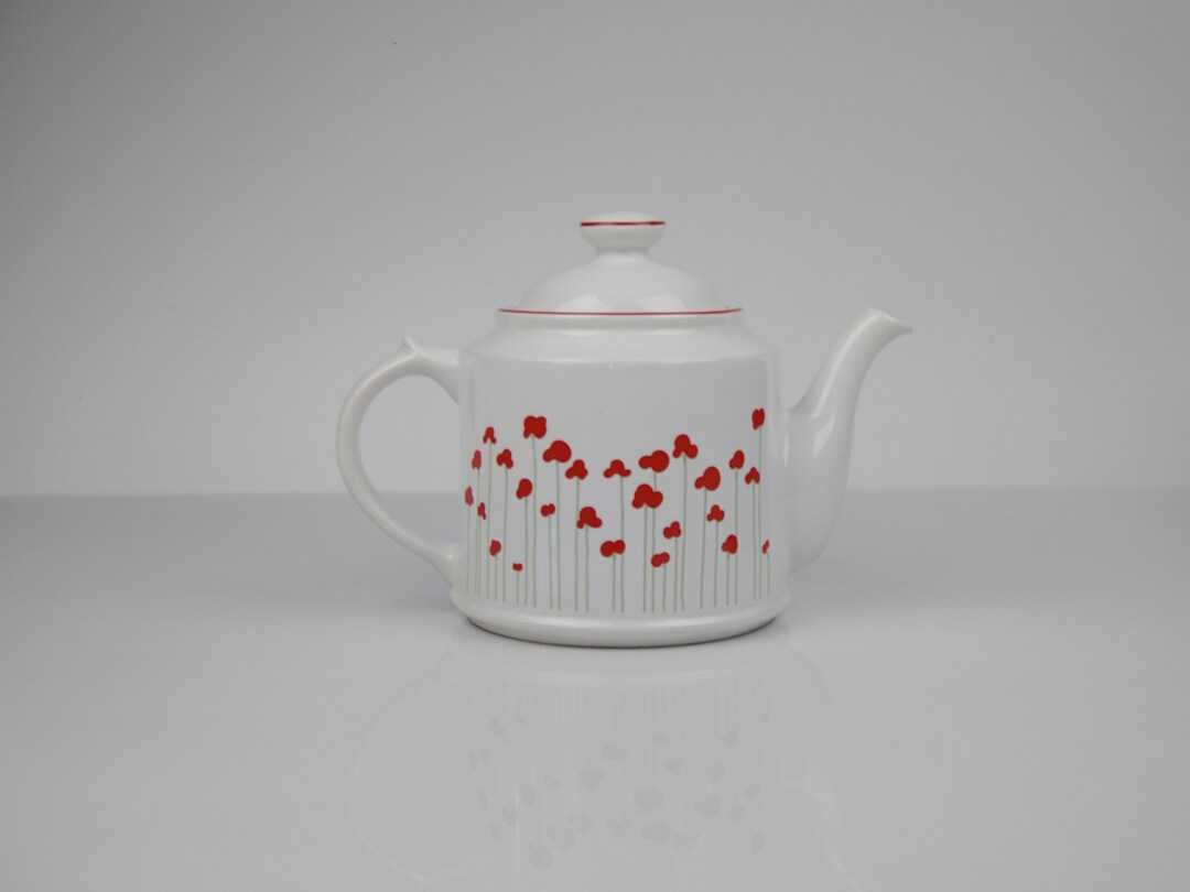 Vintage Royal Victoria Pottery Red Poppy Teapot Staffordshire Wade ...