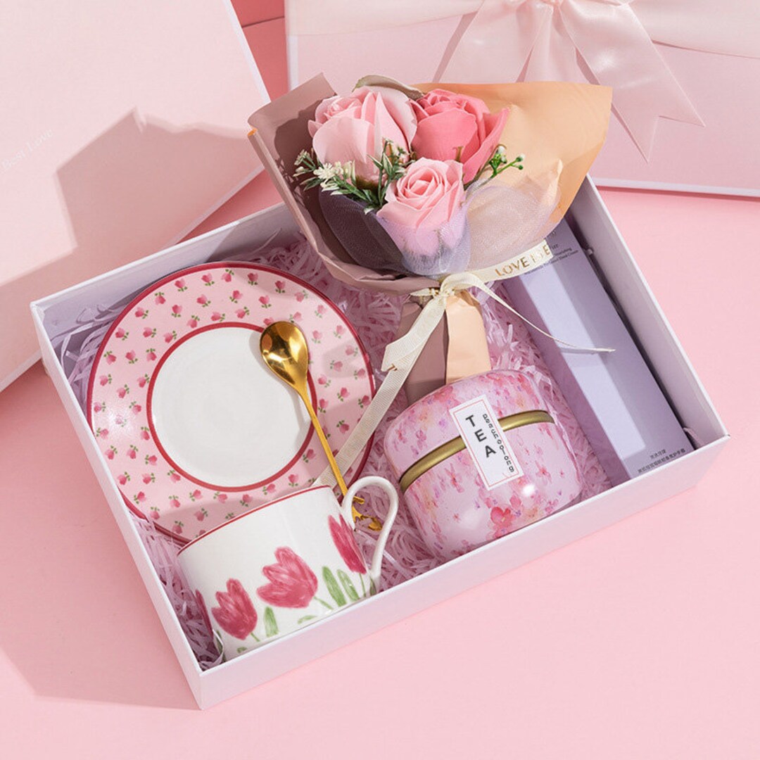 Winter Warm Gift Box, Wedding Bridesmaid Gift Box, Scarf Ceramic Cup ...