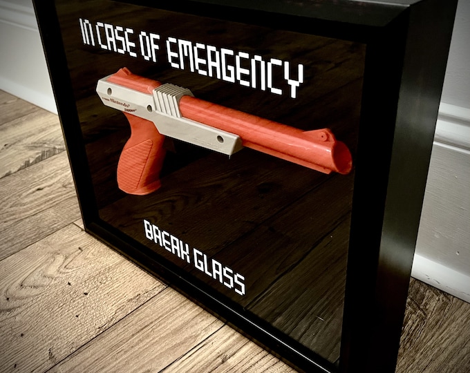 Nintendo Gun 8 Bit Emergency Shadow Box (2 Colors Options) - Etsy