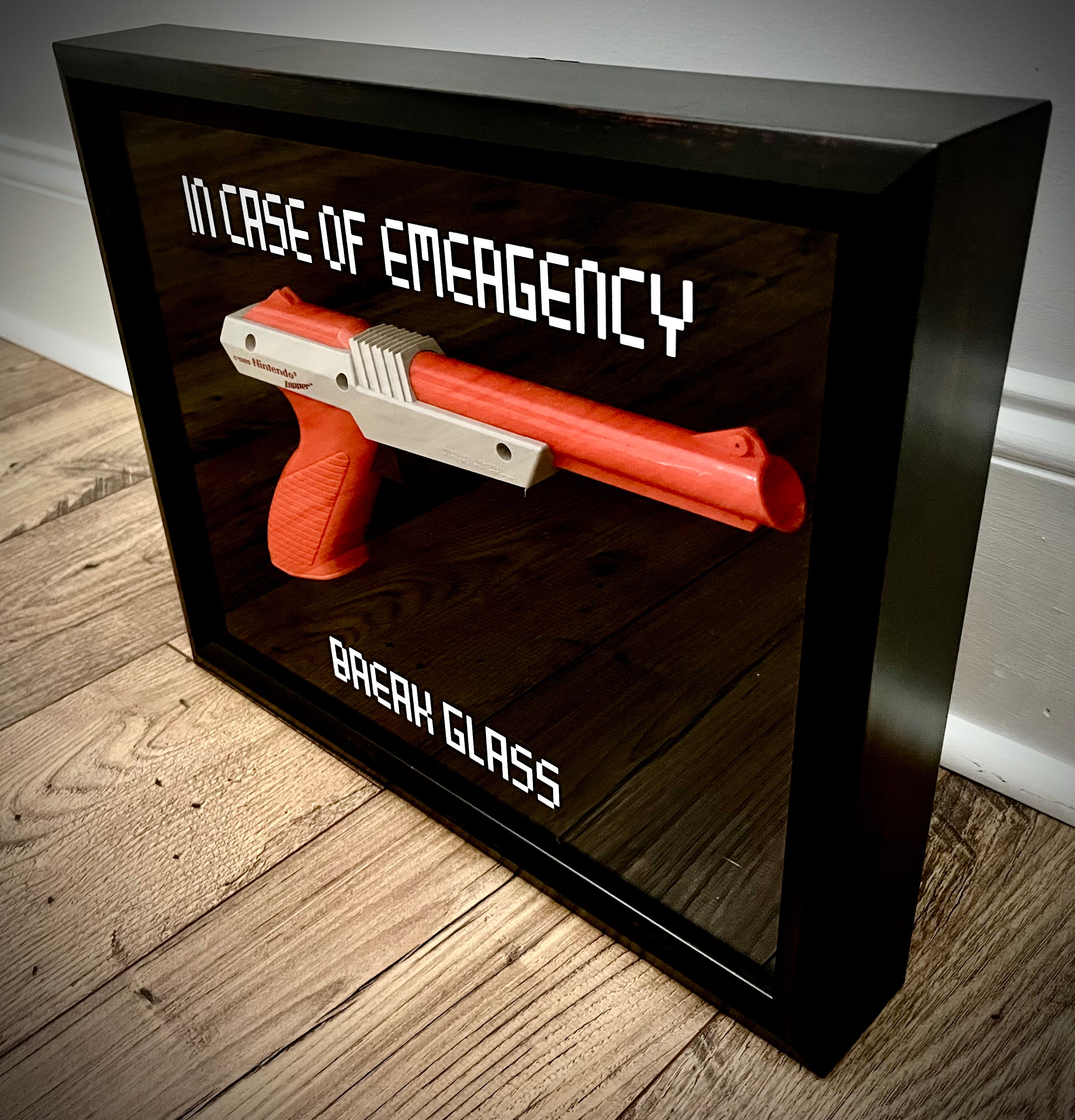 Nintendo Zapper Gun 8-bit Emergency Shadow Box (2 Color Options ...