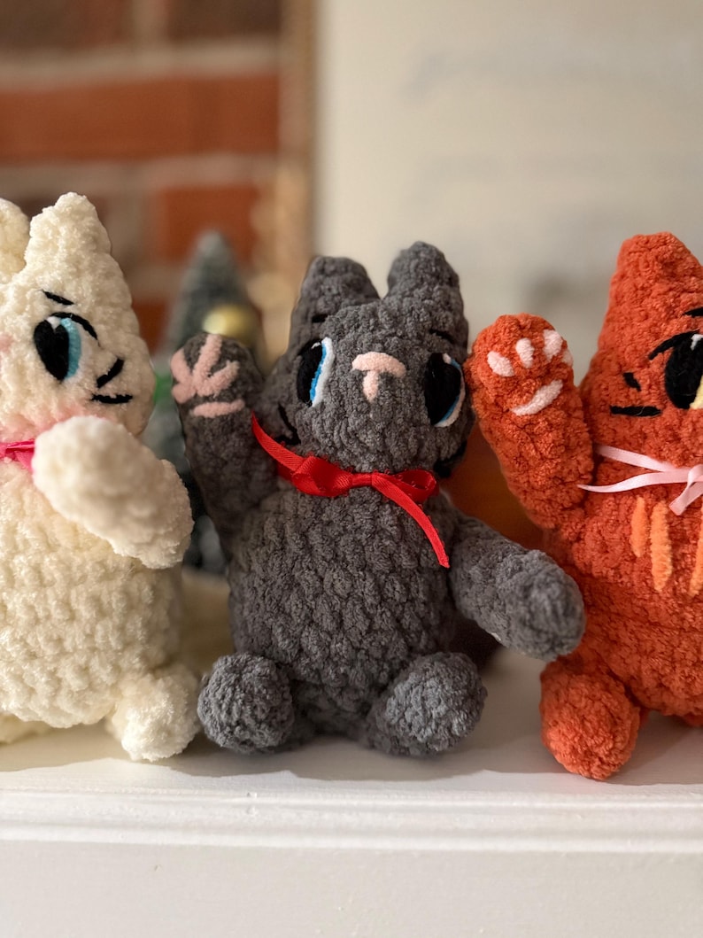Christmas Cat on A Christmas Tree | Crochet Pattern | Hands Crampin ...