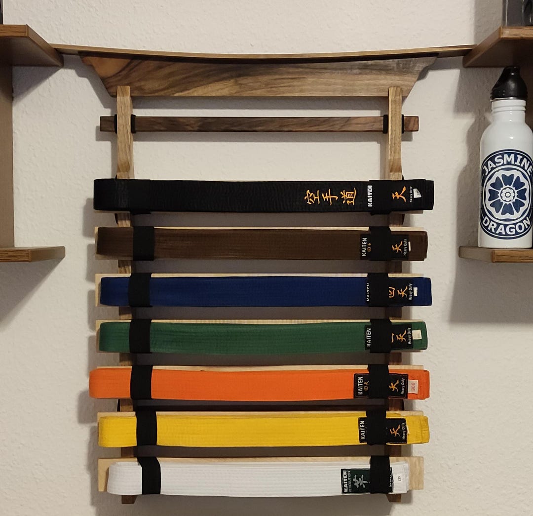 Martial Arts Beld Stand - Etsy