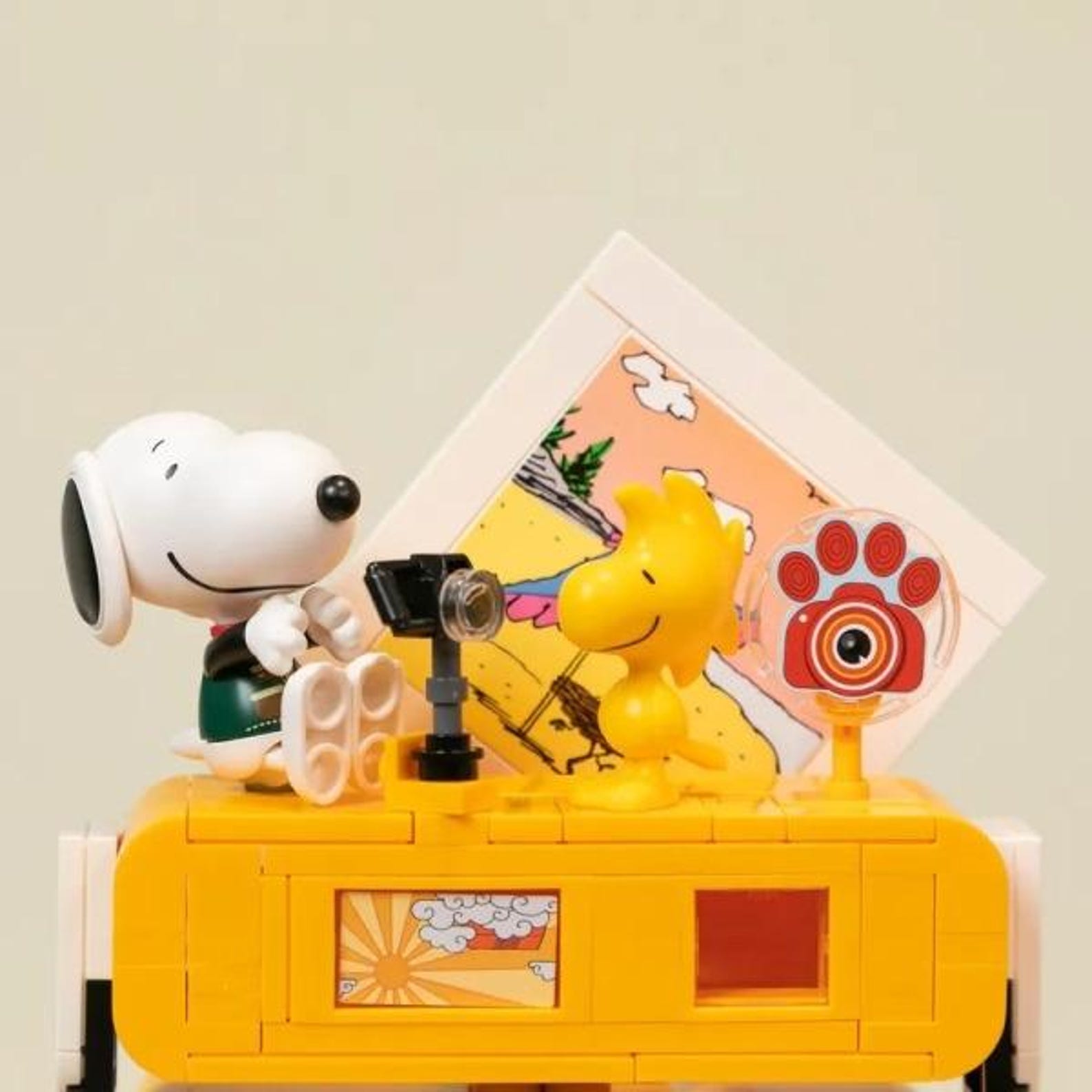 Peanuts Building Block Kit - Snoopy Retro Time Series Vintage Machines ...