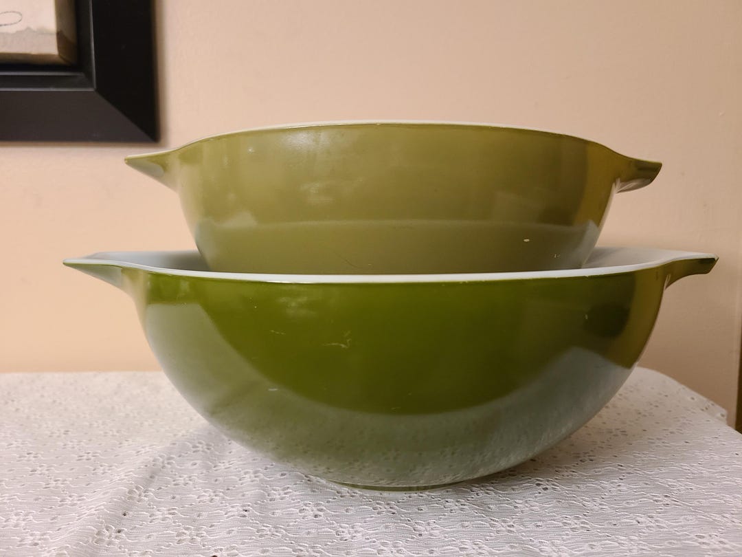 Vintage Pyrex VERDE GREEN Avocado Cinderella Nesting Mixing Bowls Set ...