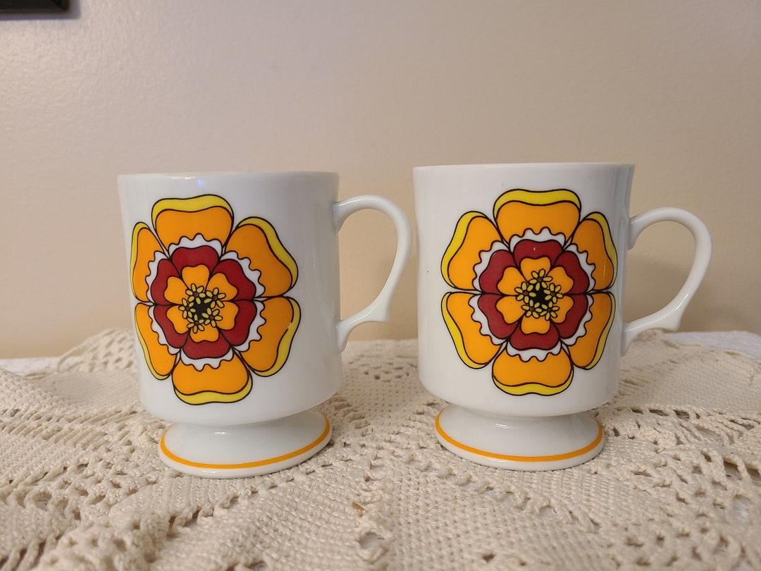 Vintage Footed Coffee Mugs Pedestal Red Yellow & Orange 1970's Flower ...