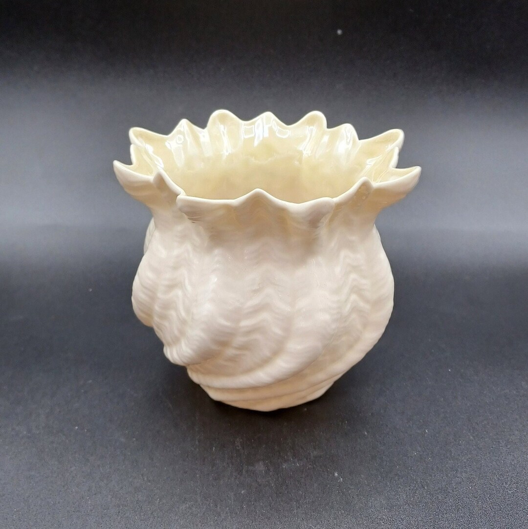 Belleek Ireland Neptune Seashell Porcelain Vase/planter - Etsy