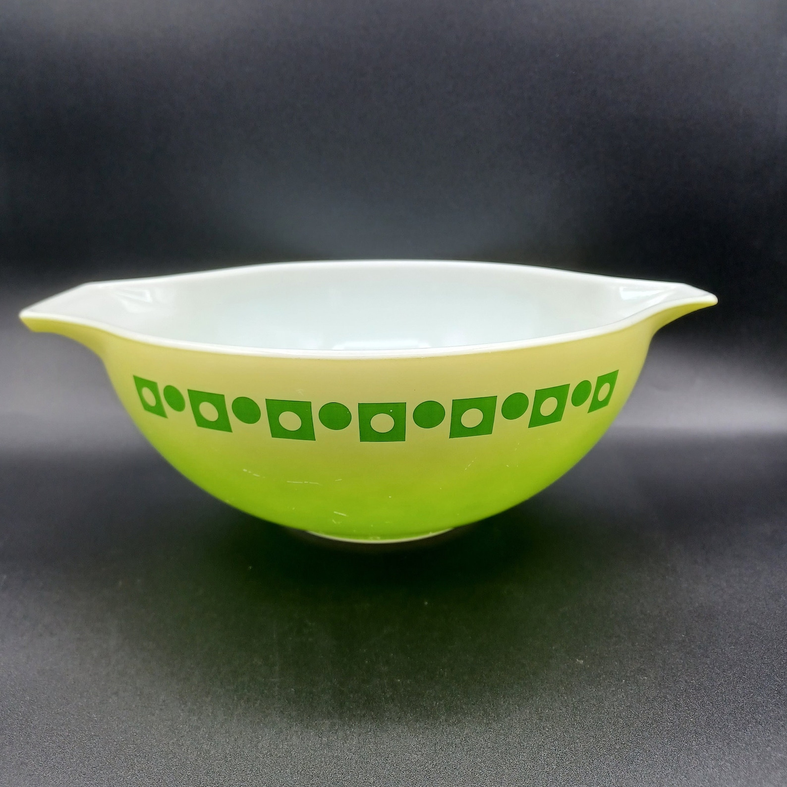 Pyrex green Salad Promotional Cinderella Bowl 444 - Etsy